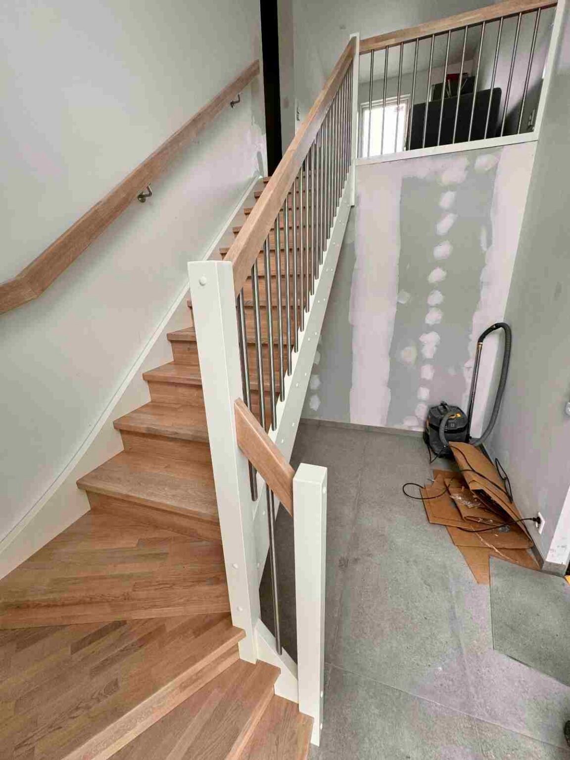 Hva koster en trapp? - Innendørs trapper - Ny trapp